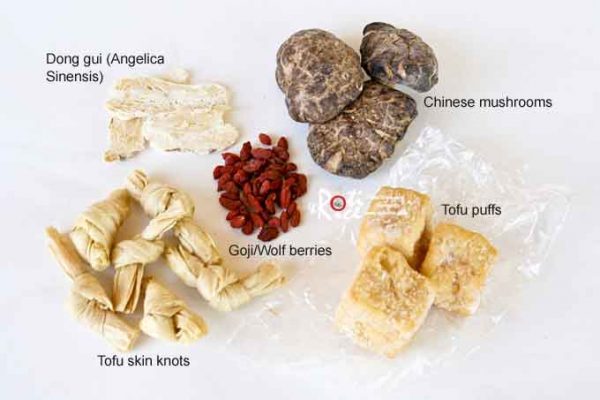 Bak Kut Teh (Pork Ribs Tea) with Detailed Herb Guide - Roti n Rice
