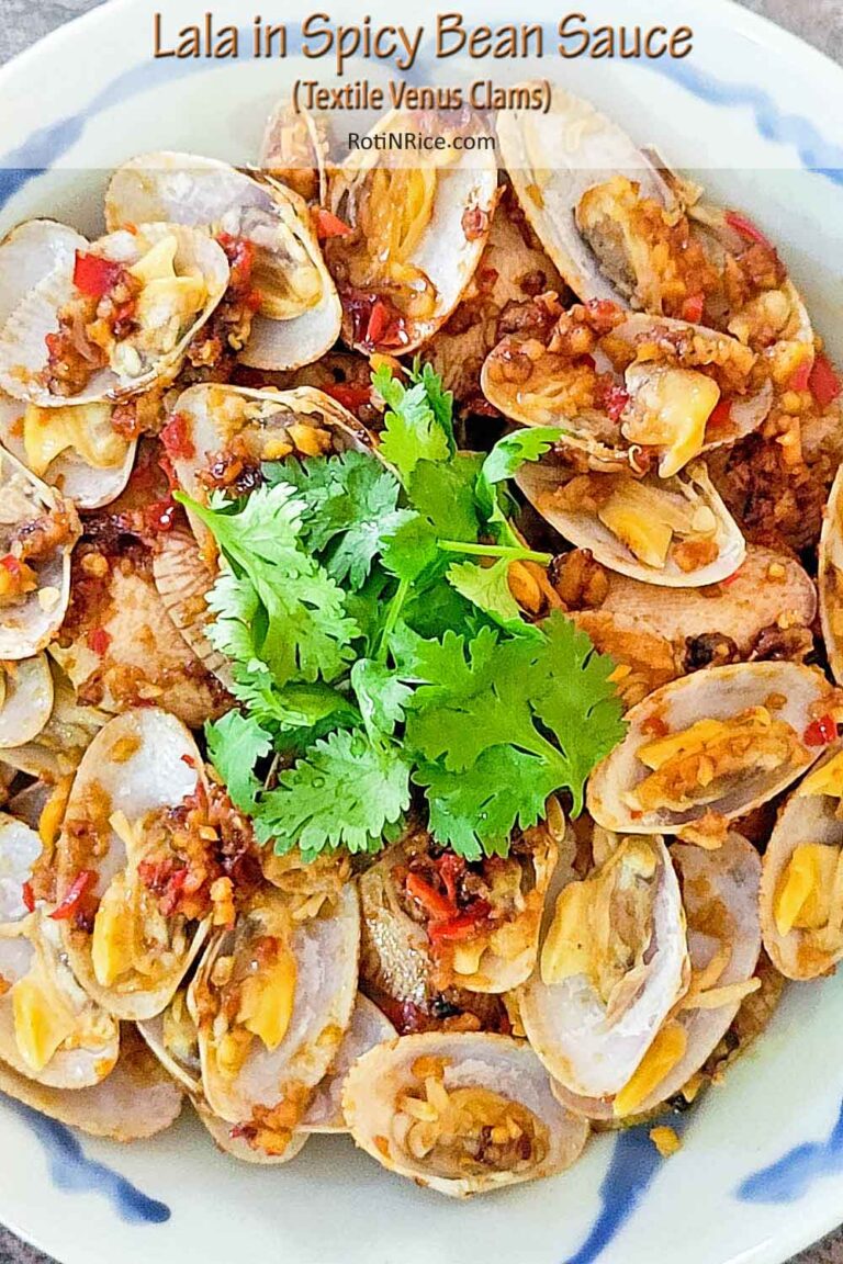 Lala in Spicy Bean Sauce - Roti n Rice
